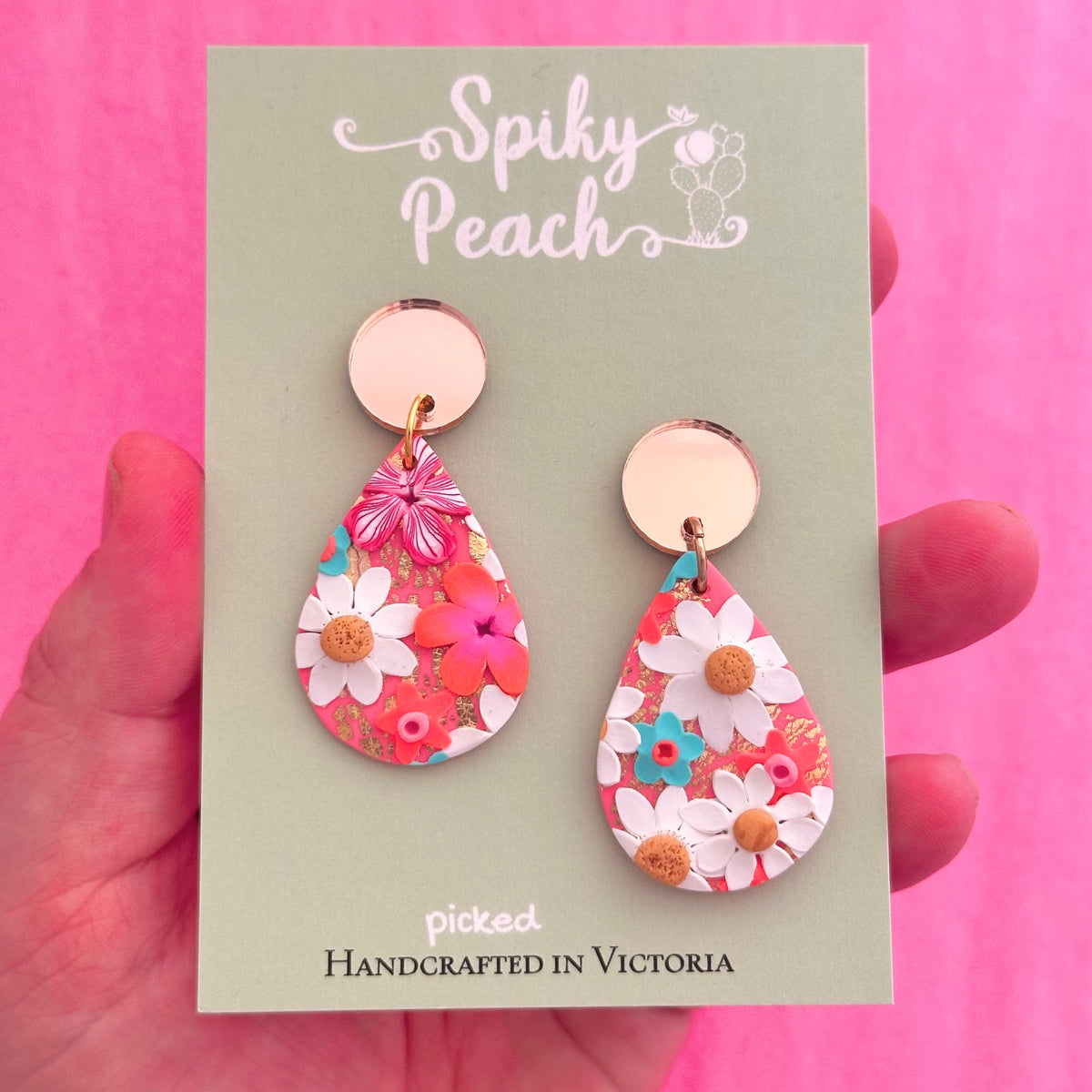 Daisy Blooms - Large Drop - peach – SpikyPeach